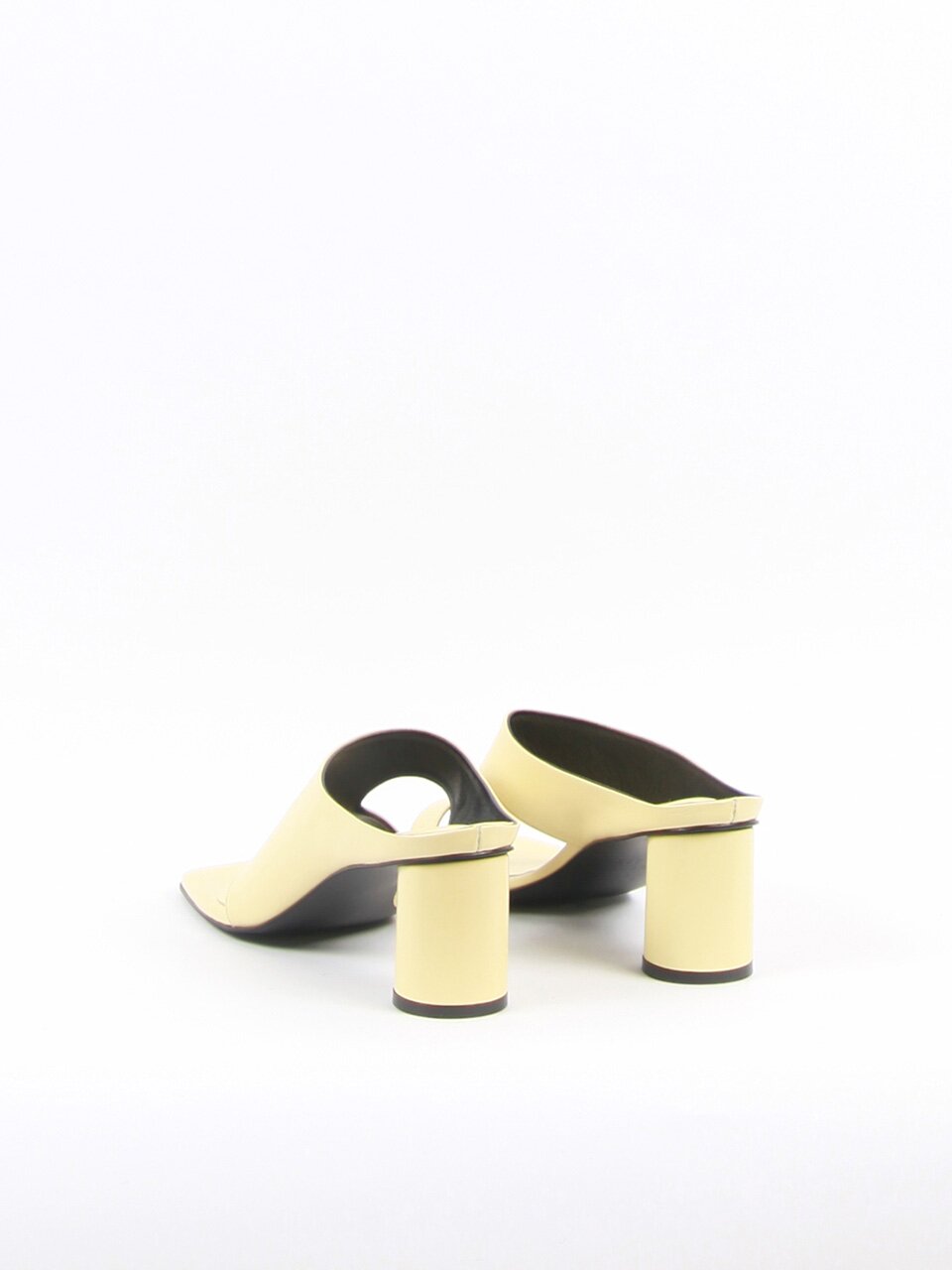 블랑수블랑 Diana Sandals Leather Lemon Yellow디아나샌들 레몬옐로우 (Diana Sandals) | 바바더
