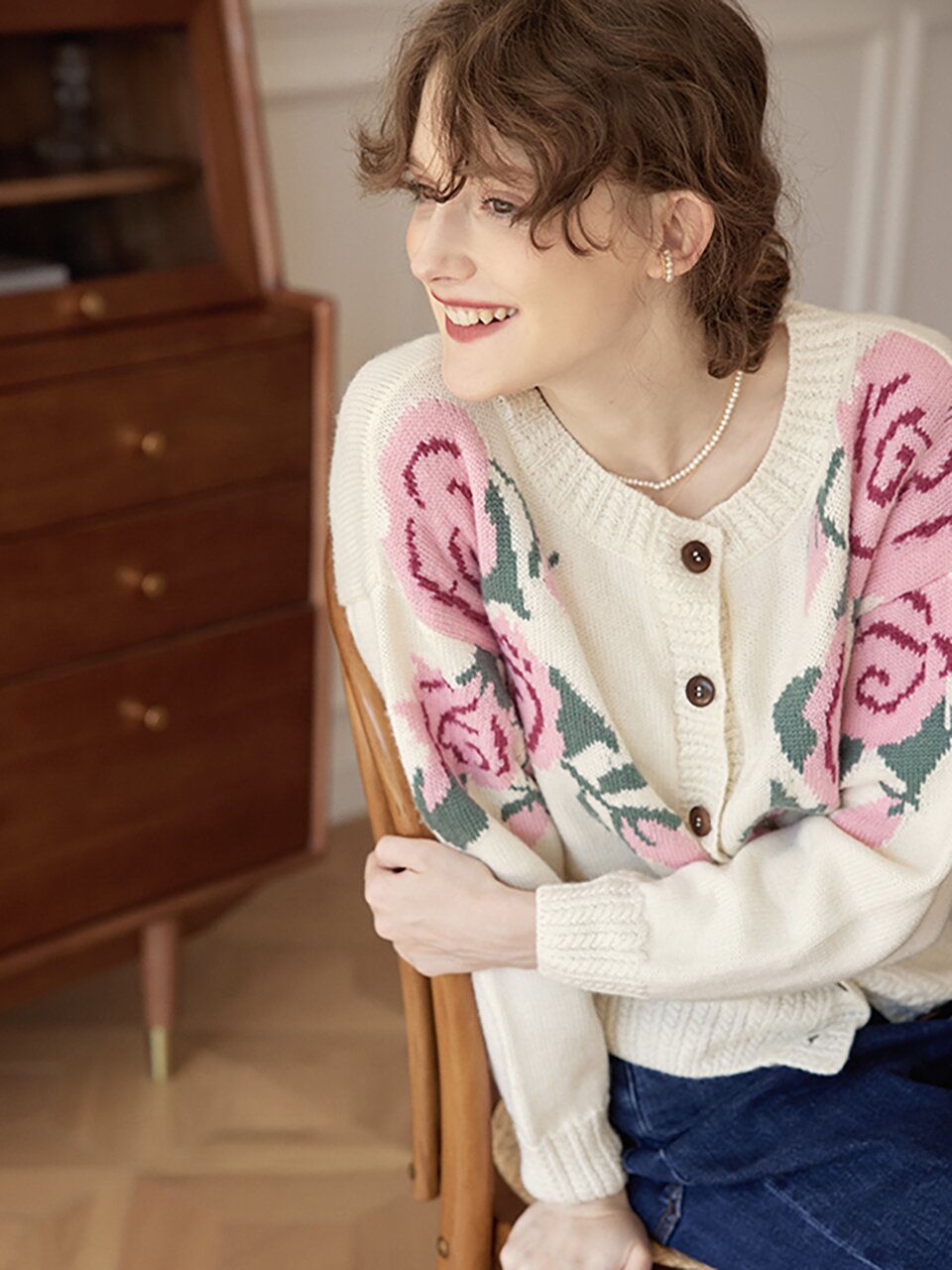 심플레트로 Noemi Rose Jacquard White Knit Cardigan Noemi Rose Jacquard White ...