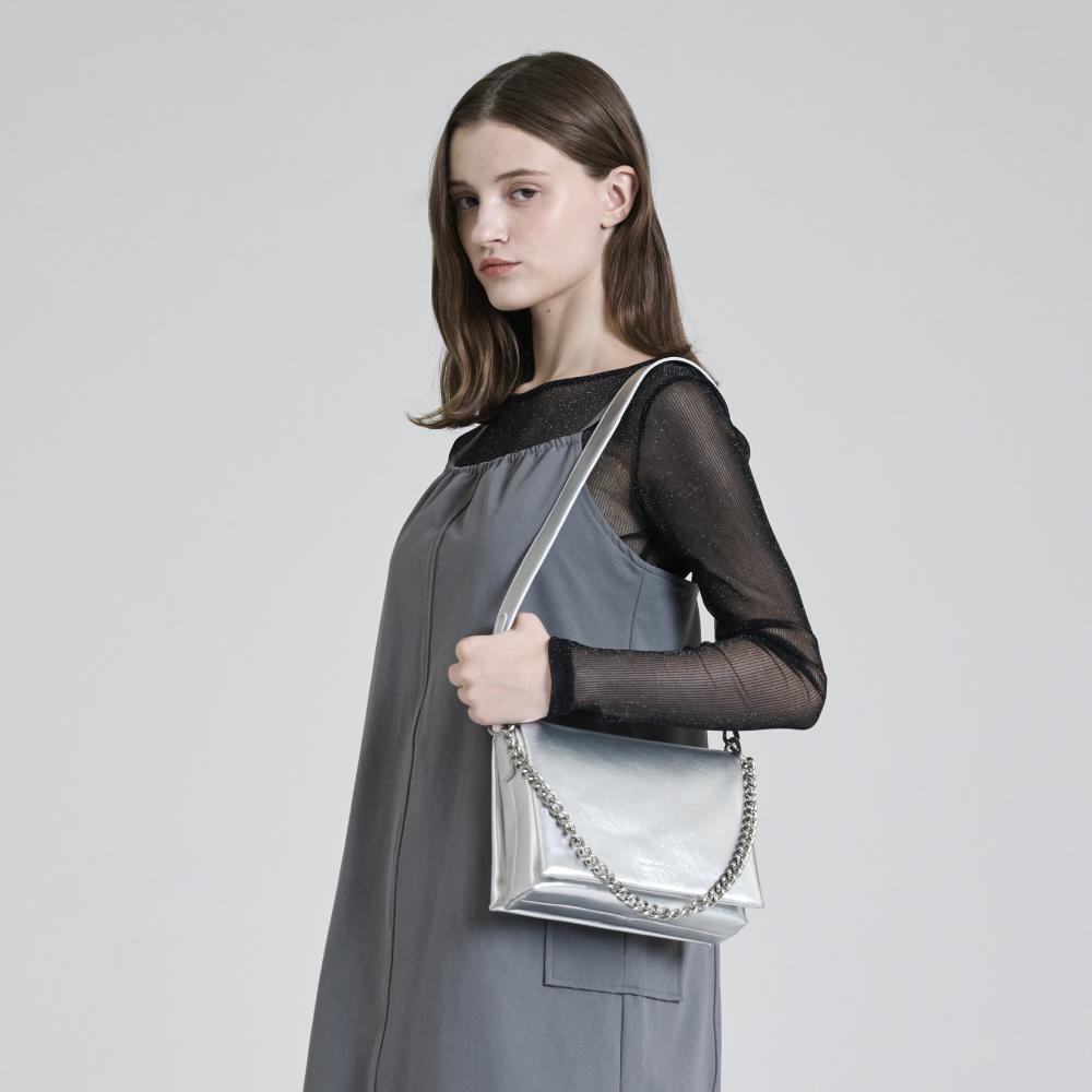어커소스 Lemore bag silver 르모어백 실버 르모어백