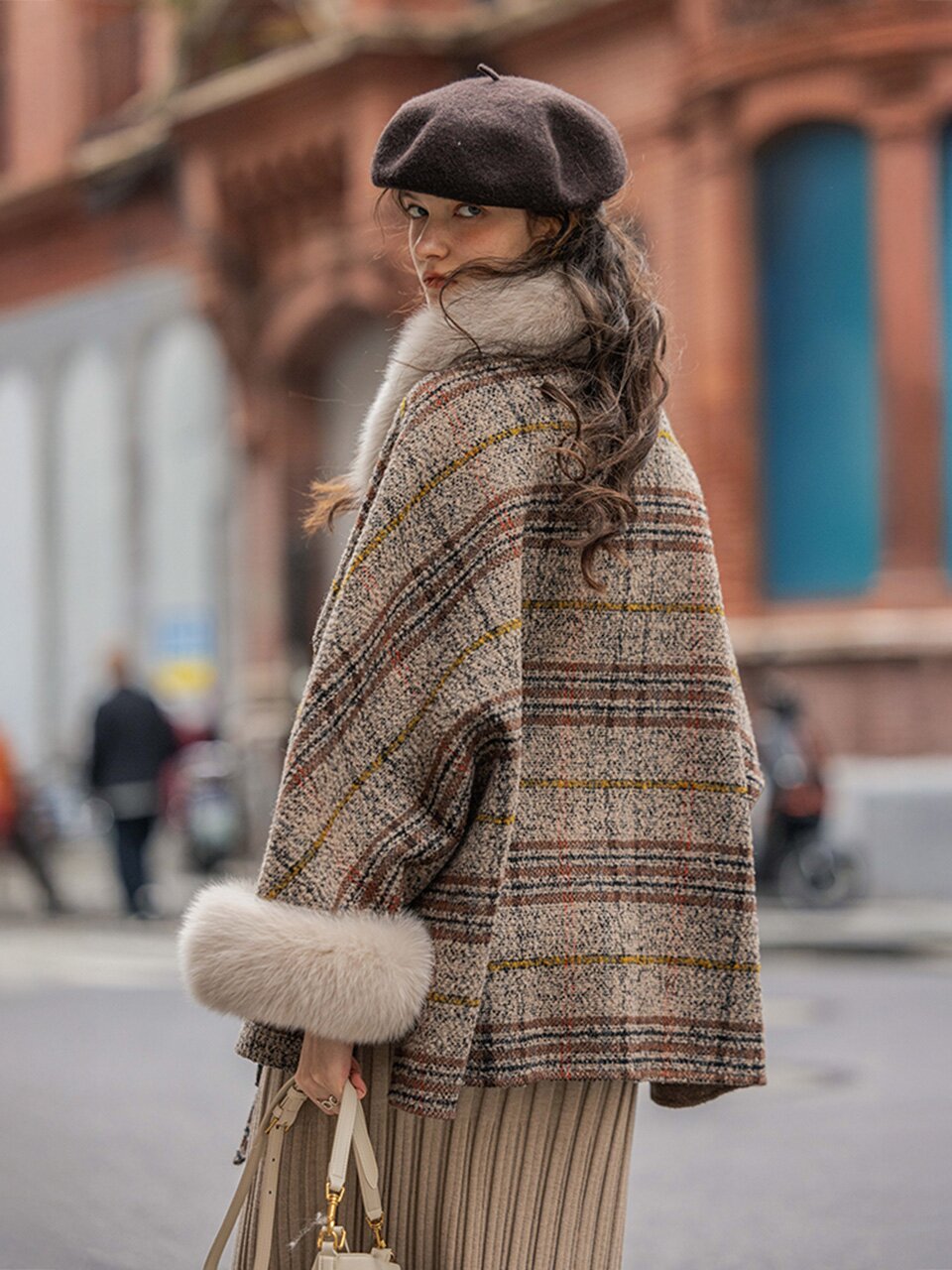데일리아트 DA_Fur collar waist cape coat DA_Fur collar waist cape coat